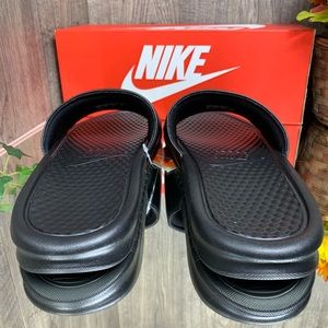 Nike | Shoes | Nike Benassi Jdi Mens Size 9 Blackwhite Flipfl | Poshmark